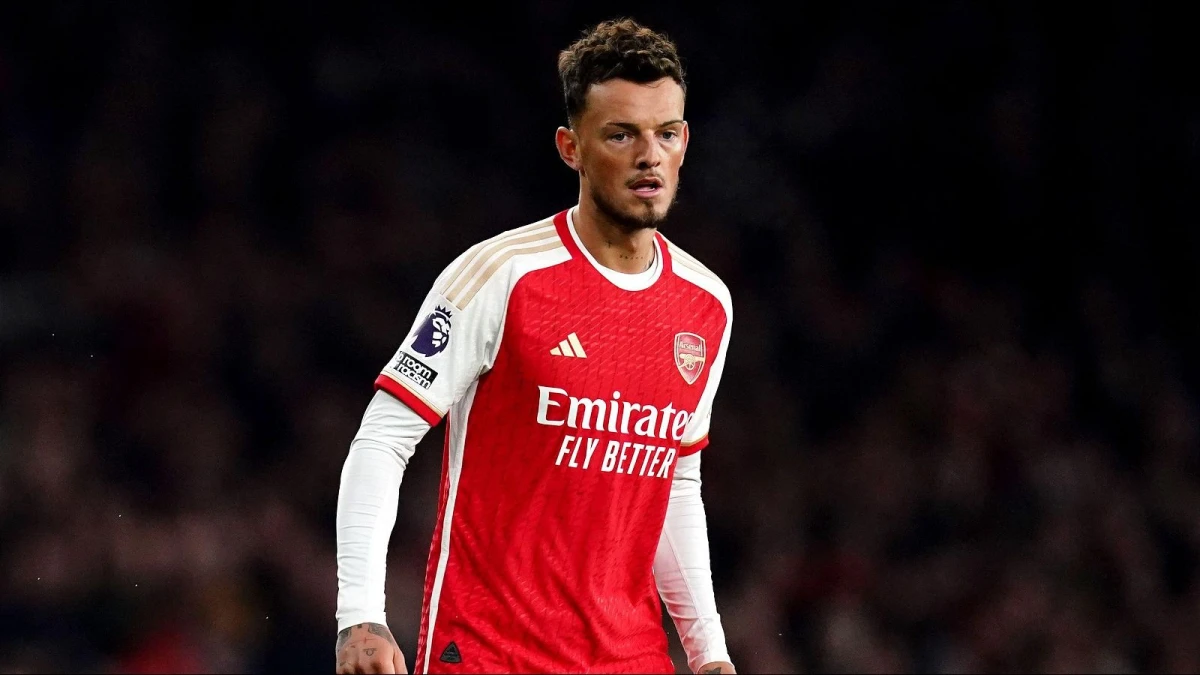 Ben White commits to Arsenal with new four-year contract