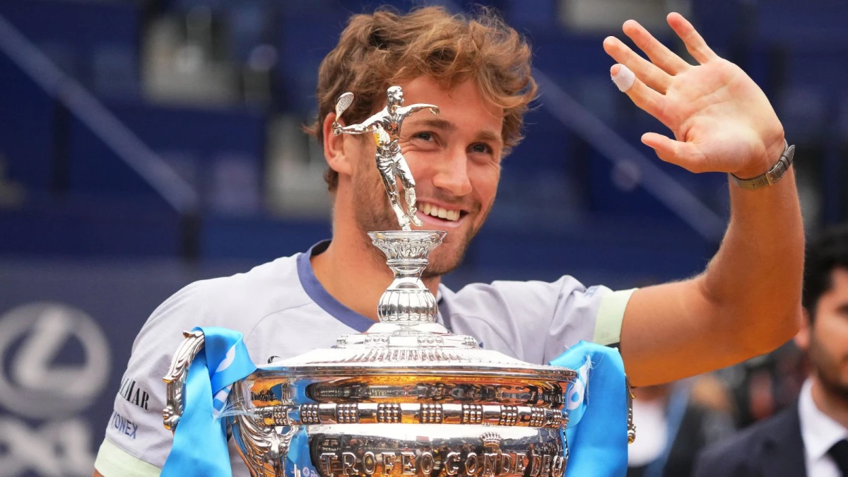 King Casper Ruud reigns supreme at Barcelona Open
