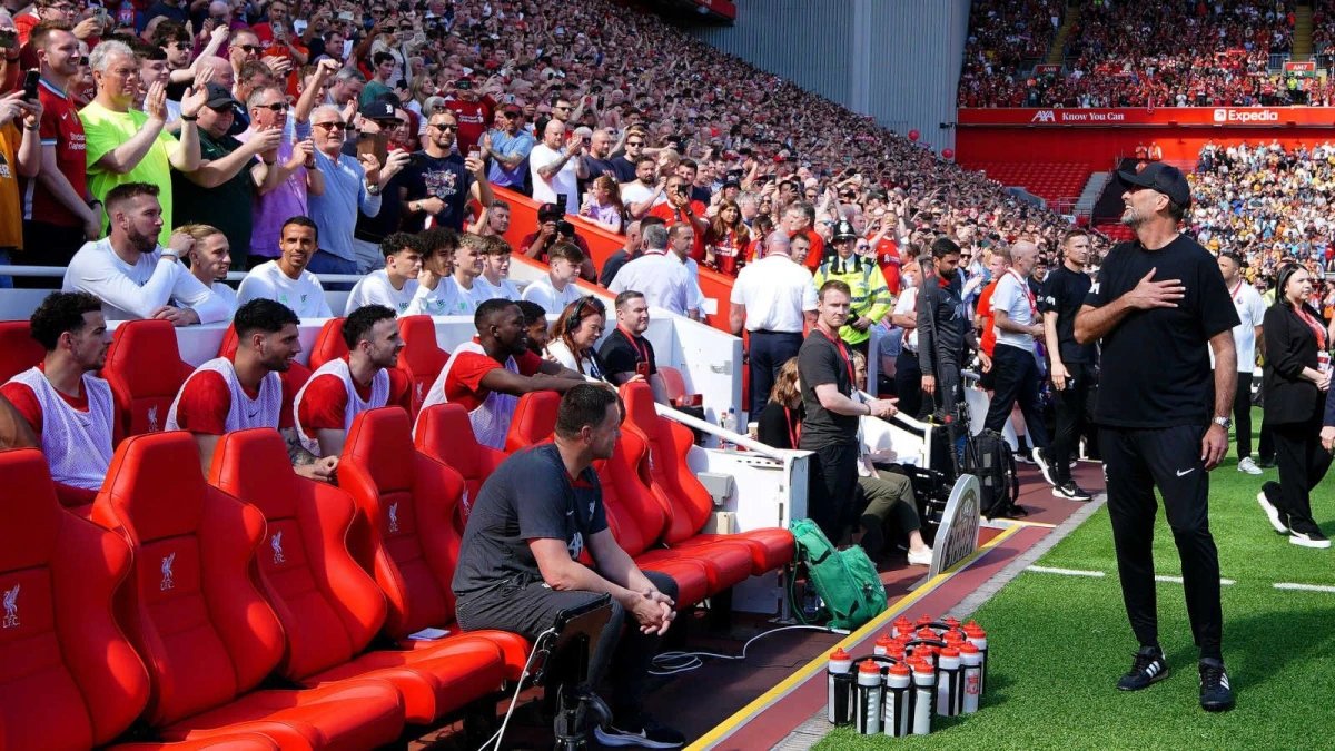Jurgen Klopp wins final match in charge of Liverpool in emotional farewell