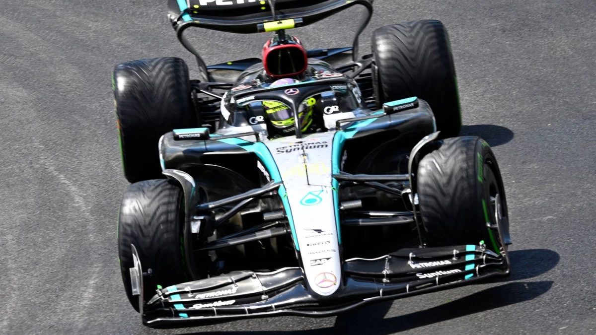 Lewis Hamilton sets the pace for Mercedes in final practice session in ...