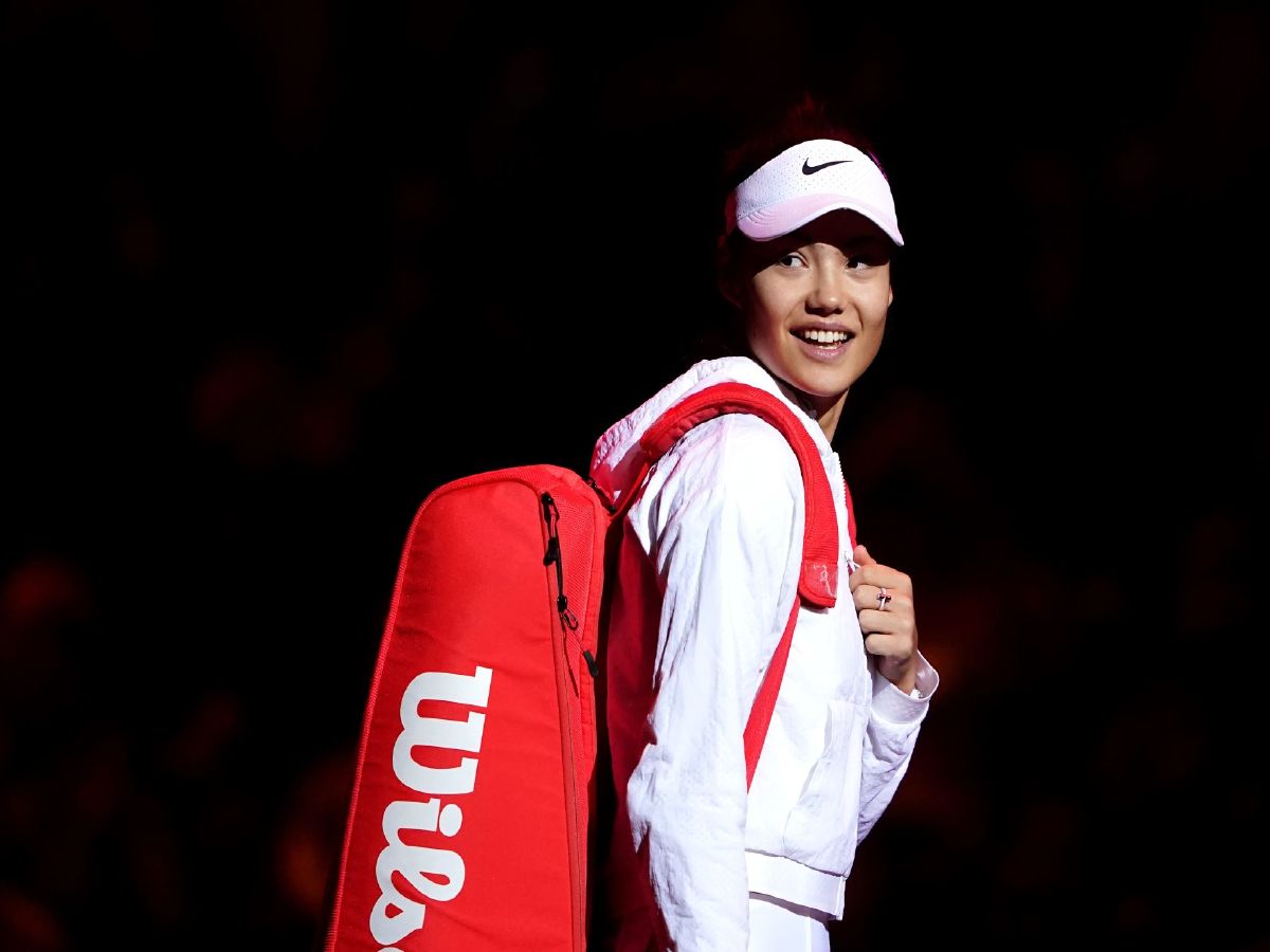 Emma Raducanu wins WTA newcomer of the year award for US Open heroics ...