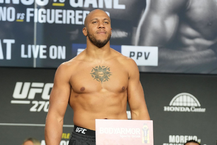 Cyril Gane earns KO win over Tai Tuivasa at UFC Paris | PlanetSport