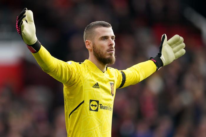 David de Gea parts ways with Manchester United after his contract ...