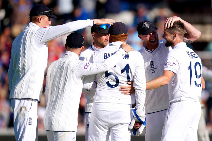 England racing to beat Australia and the weather in fourth Ashes Test ...