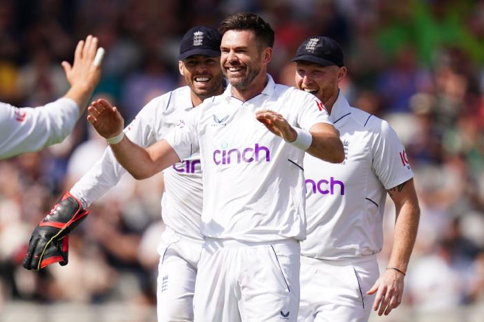Jimmy Anderson could play until he's 50, says Lancashire team-mate ...