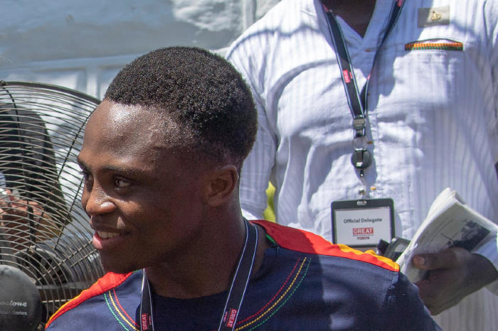 Isaac Dogboe closer to title shot after beating Joet Gonzalez by split ...