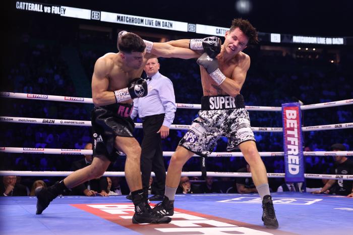 Jack Catterall out-boxes Darragh Foley to claim a one-sided unanimous ...