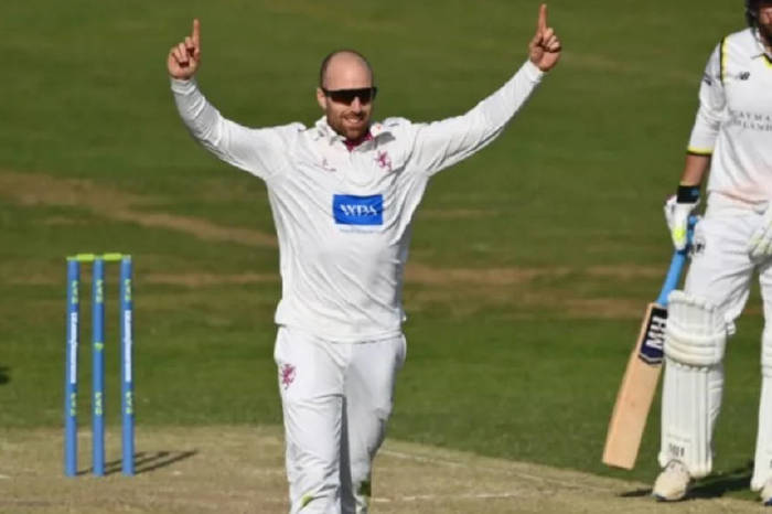 Jack Leach focused on the present as England look for seventh straight ...