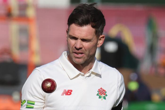 James Anderson reckons on-song England will be unbeatable in the Ashes ...
