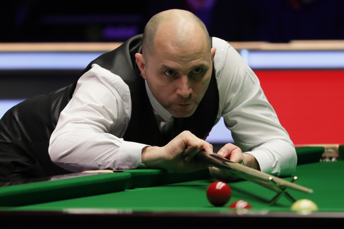 Ronnie O’Sullivan, Judd Trump and defending champion Joe Perry progress ...