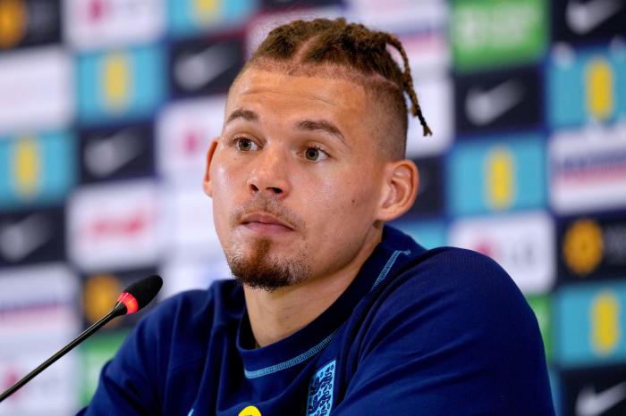 England: Kalvin Phillips 'frustrated' by lack of minutes but remains ...