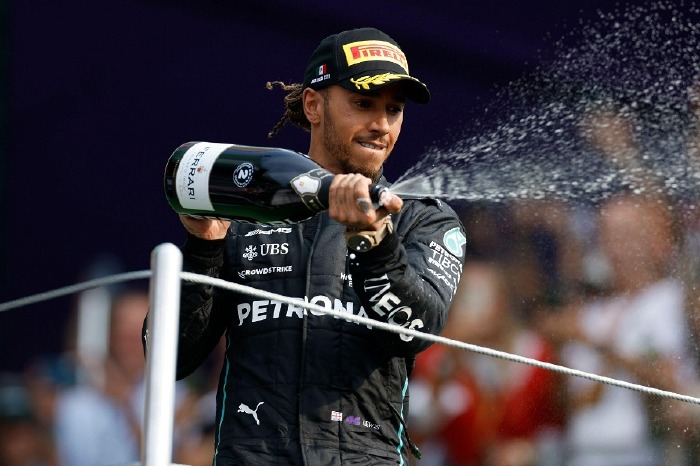 Lewis Hamilton admits booing from fans at the Mexico Grand Prix 'made ...