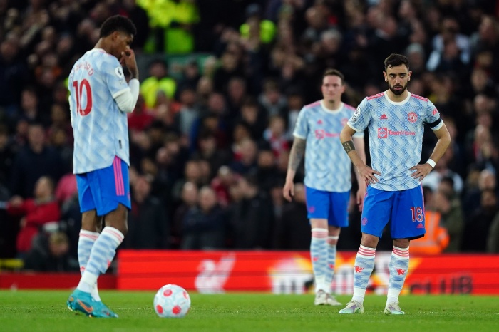 Man Utd news: Roy Keane says club is in 'disarray' after Liverpool ...