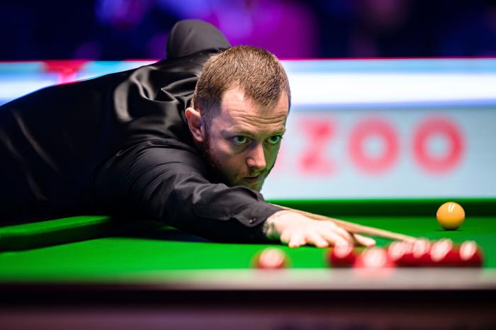 Mark Allen hangs on to beat Judd Trump and win World Grand Prix after ...