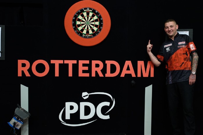 Premier League Darts: Nathan Aspinall sinks Gerwyn Price to win in Rotterdam | PlanetSport