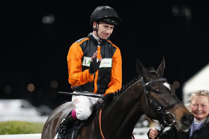 Oisin Murphy scores with Jupiter Express in comeback at Chelmsford ...