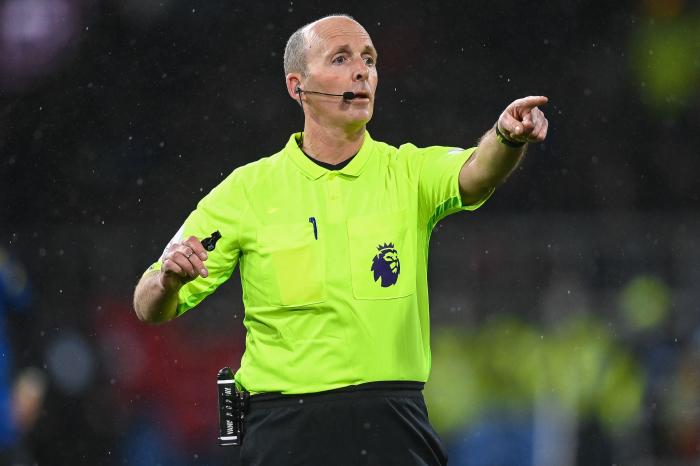 Former Premier League referee Mike Dean set to leave PGMOL this summer ...