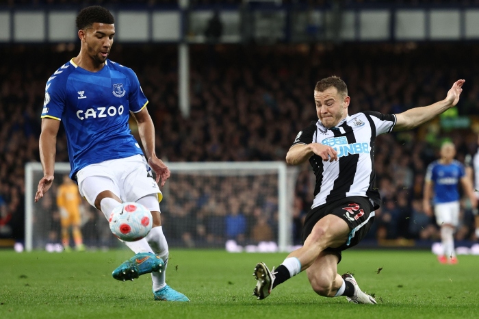 Eddie Howe does not believe Ryan Fraser has a future at Newcastle ...