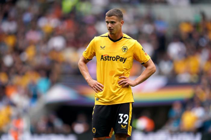 Aston Villa complete £12m Leander Dendoncker switch from Wolves ...