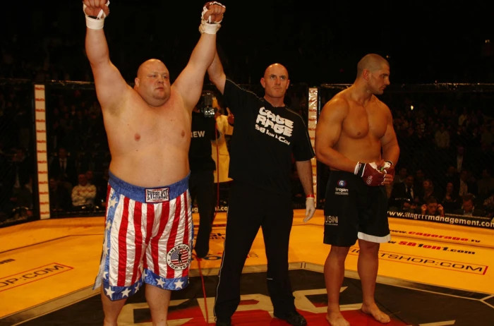 WATCH: Butterbean’s son suffers KO defeat in professional boxing debut