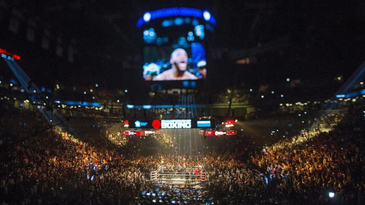 Are punters clubs allowed to judge boxing matches?