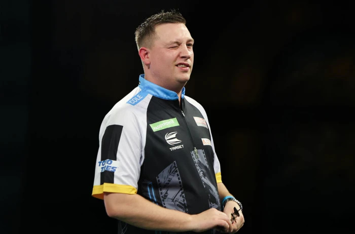 Darts World Matchplay tips: Dobey to upset Smith, Van Gerwen finding ...