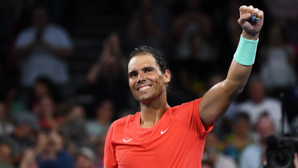 Rafael Nadal announces comeback with superb win over Dominic Thiem