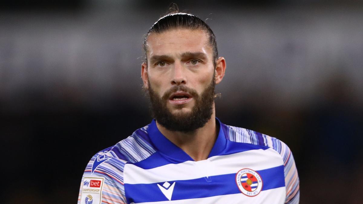 Reading tie Andy Carroll down until 2024