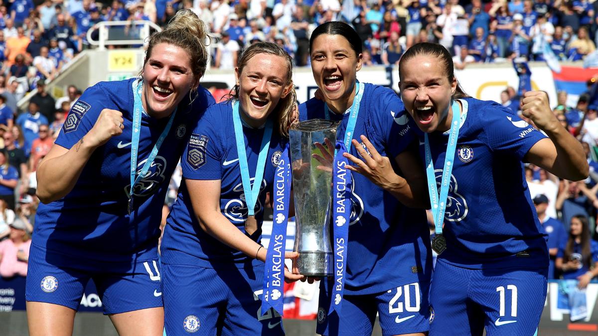 Women's Super League: Chelsea thrash Reading to claim fourth straight ...