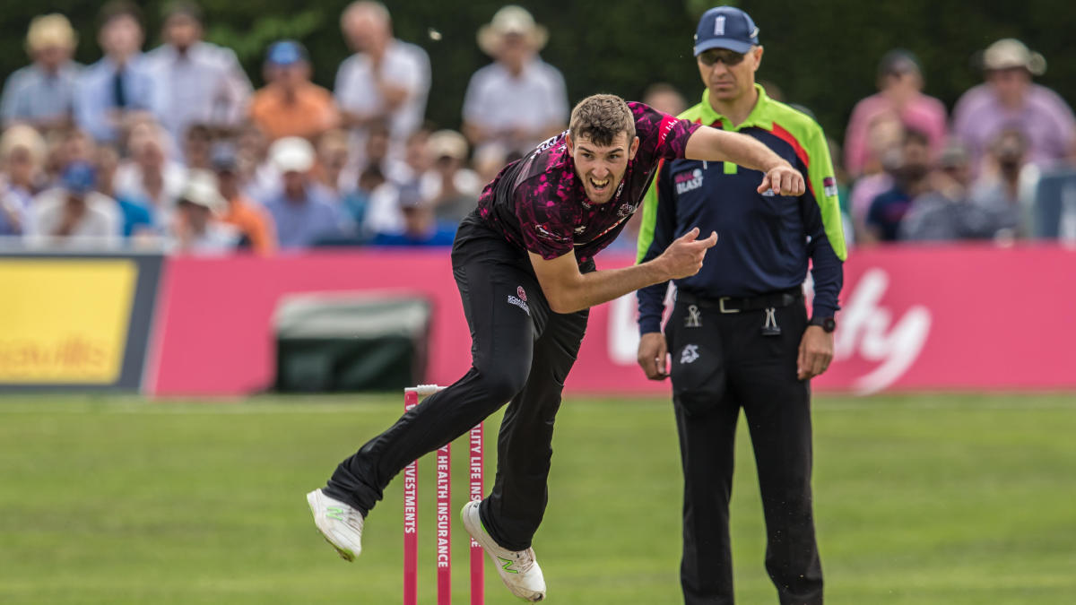 Craig Overton helps Somerset get off to the perfect start in the Blast ...