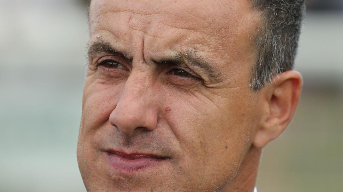 Darryll Holland leads tributes to trainer Milton Bradley after his ...