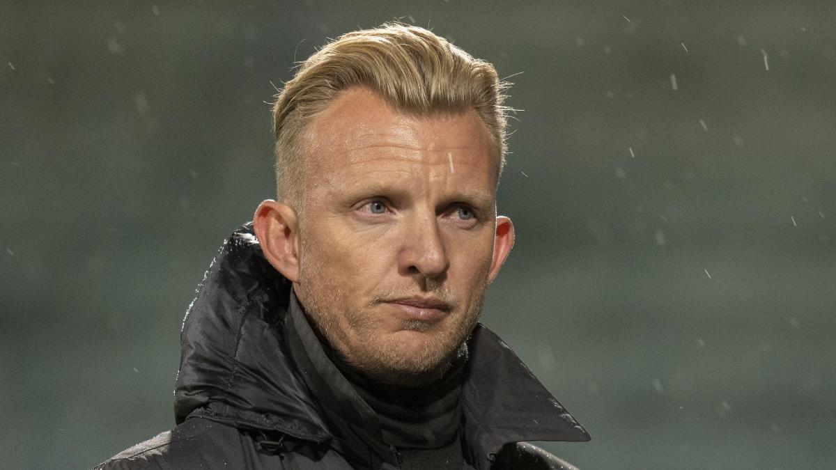 Former Liverpool star Dirk Kuyt sacked from first managerial job after ...