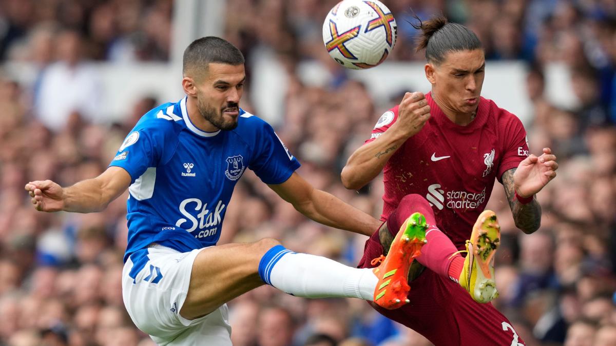 Everton remain winless in Premier League but spirits improve as ...