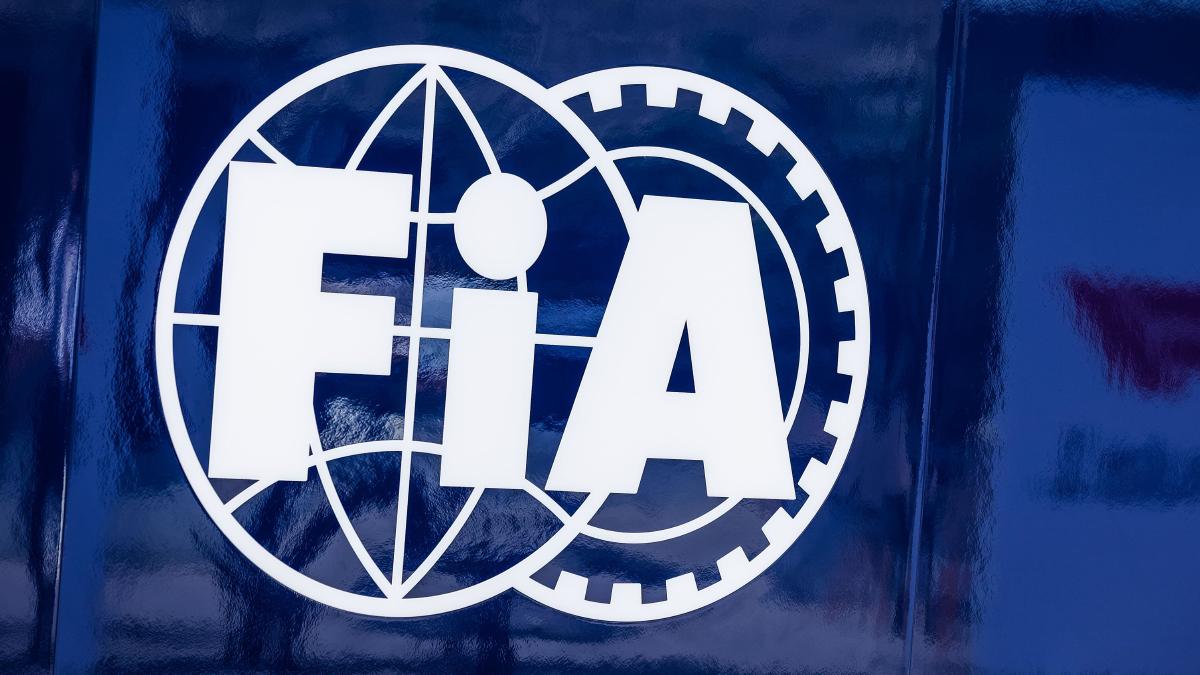 F1 news: FIA admits to error with regard to Japanese Grand Prix crane ...