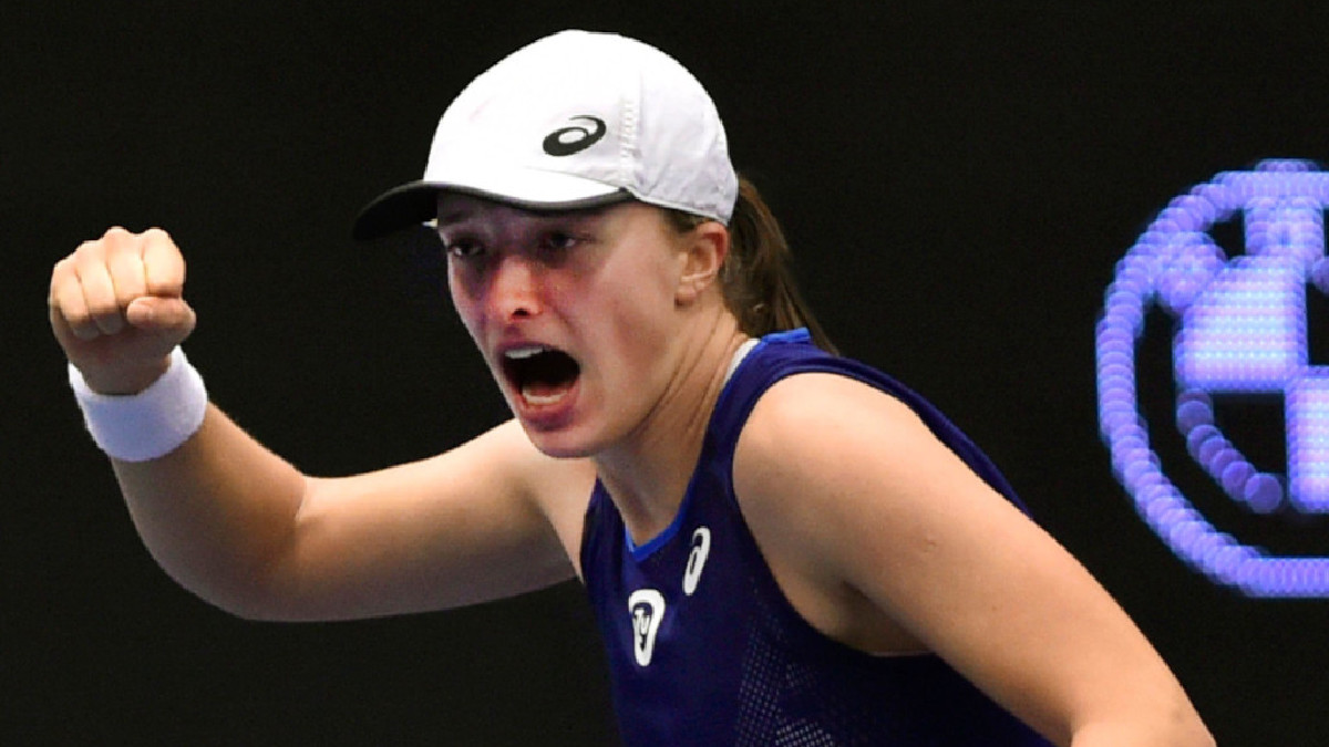 Iga Swiatek beat Jessica Pegula to march into her ninth final of the year at the San Diego Open