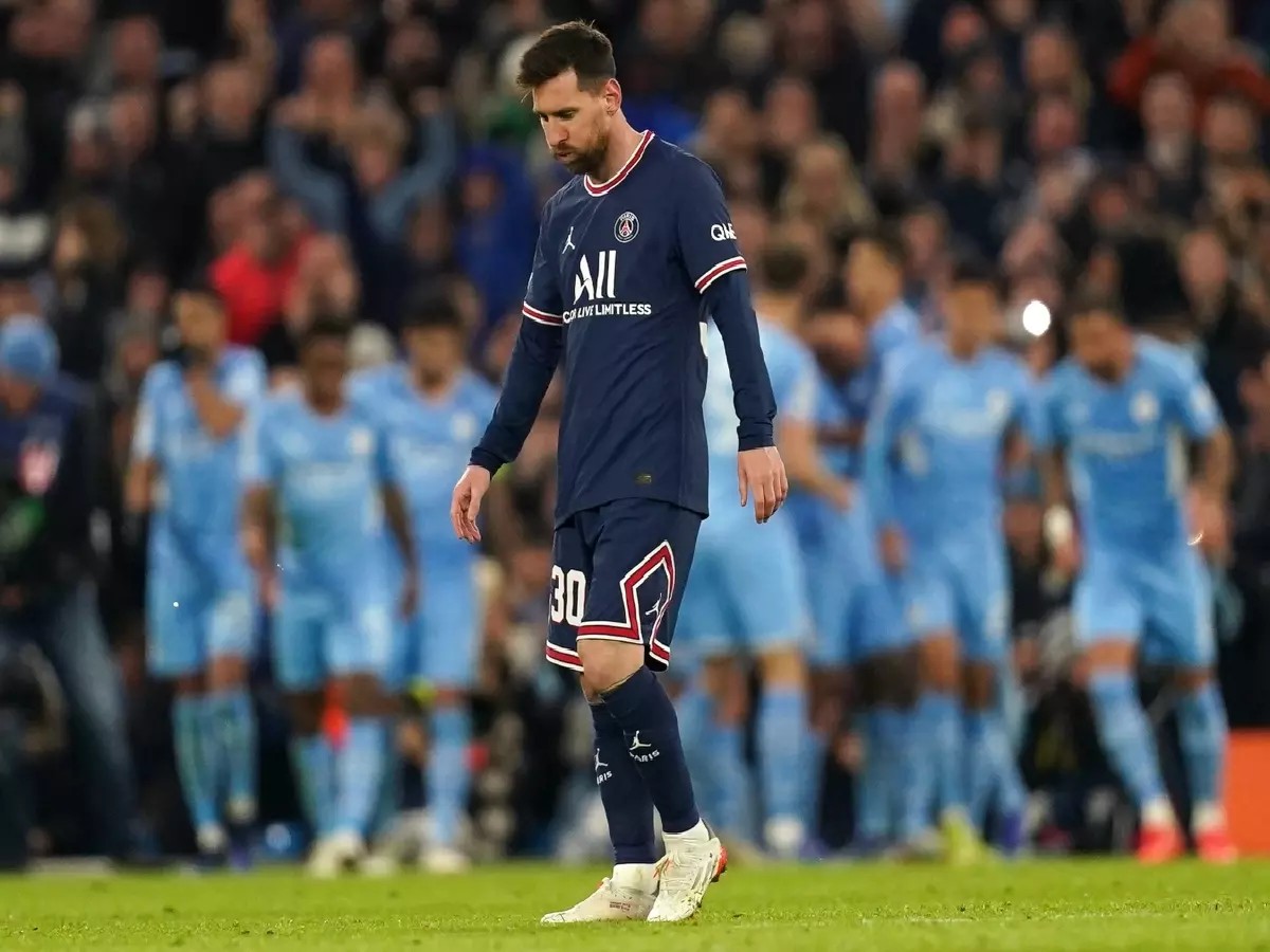 Paris Saint-Germain are there to be shot at as Champions League resumes ...