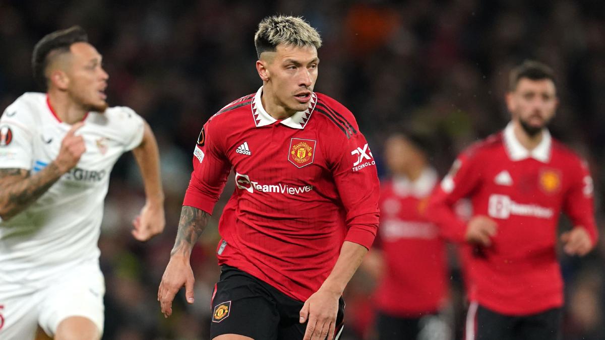 Manchester United defender Lisandro Martinez confirms having surgery on ...