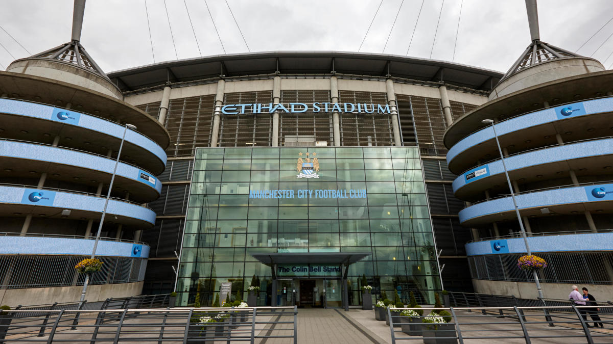 Manchester City plan to extend capacity of Etihad Stadium plus hotel ...