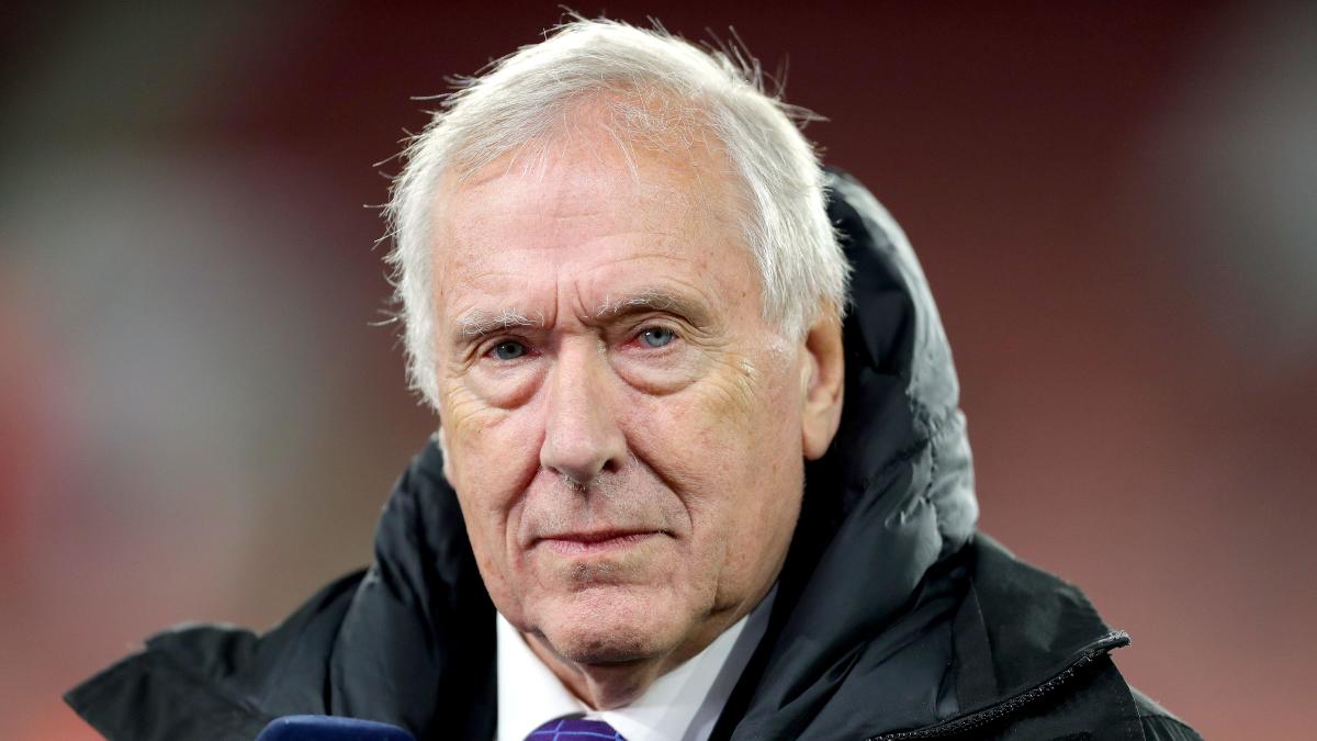 Commentator Martin Tyler announces retirement after 33 years