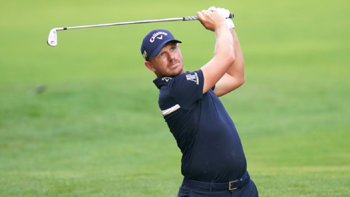 Matt Wallace shoots career-best round of 60 to take lead at DP World ...