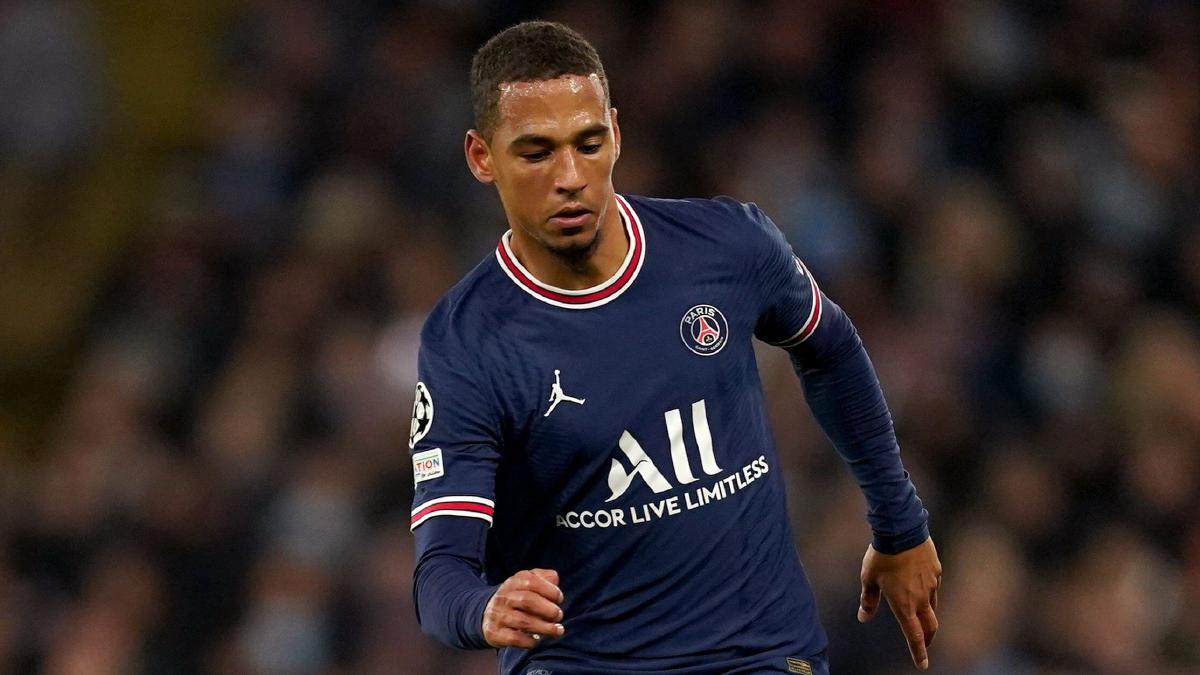 David Moyes delighted as West Ham land PSG defender Thilo Kehrer in £10 ...