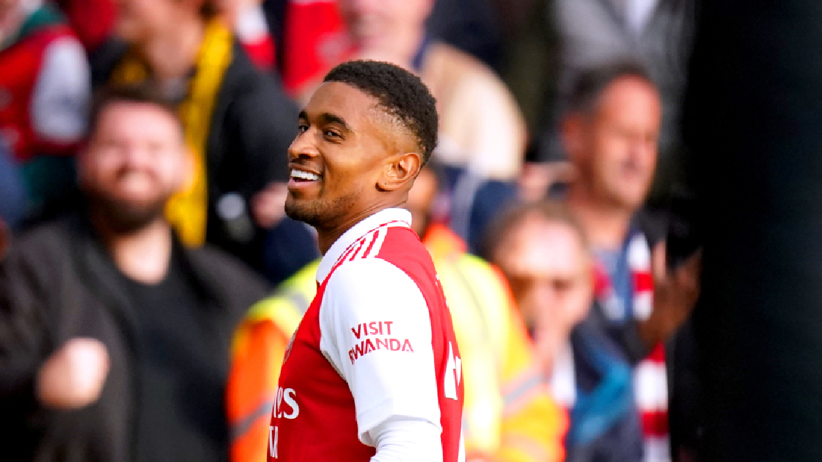 Reiss Nelson back with a bang as Arsenal return to Premier League summit