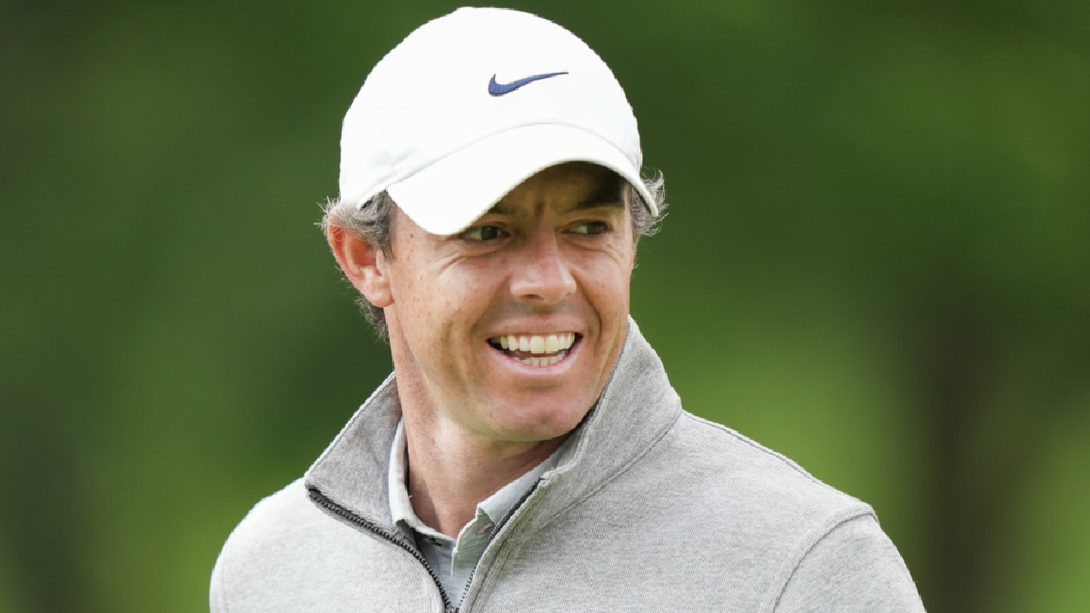China's Carl Yuan leads RBC Canadian Open as Rory McIlroy plays himself ...