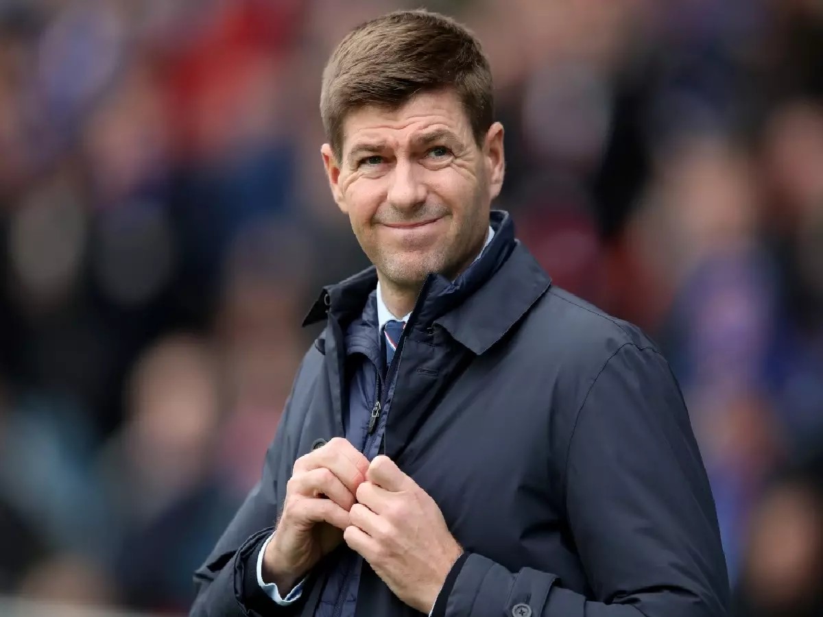Villa role is not a stepping stone to the Liverpool job, says Gerrard ...