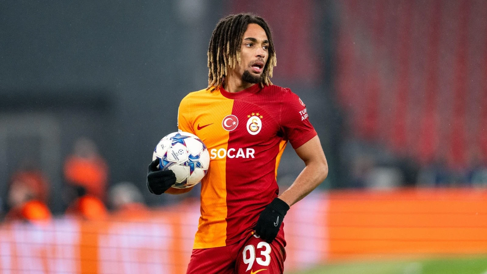 FC Bayern Munich close in on signing French defender Sacha Boey from Galatasaray