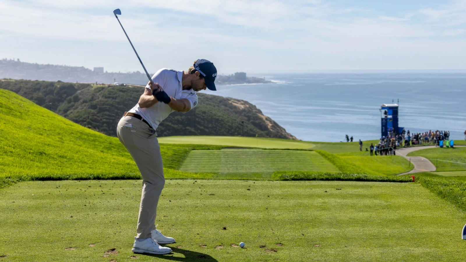 Thomas Detry one stroke ahead at Pebble Beach while Rory McIlroy pays ...