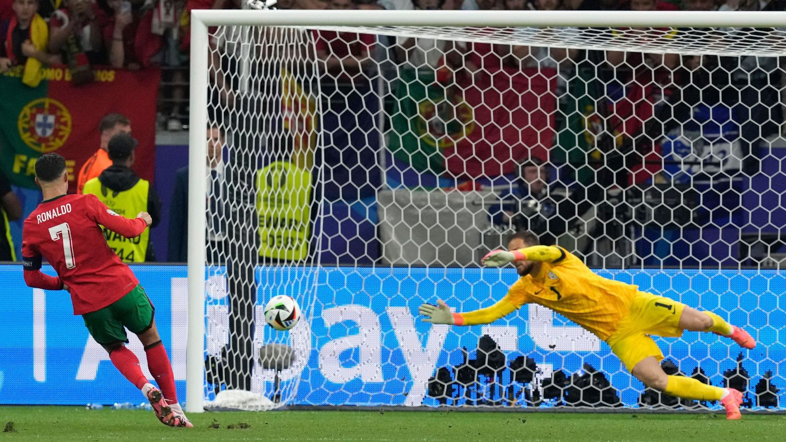 Portugal goalkeeper saves three in penalty shootout win over Slovenia