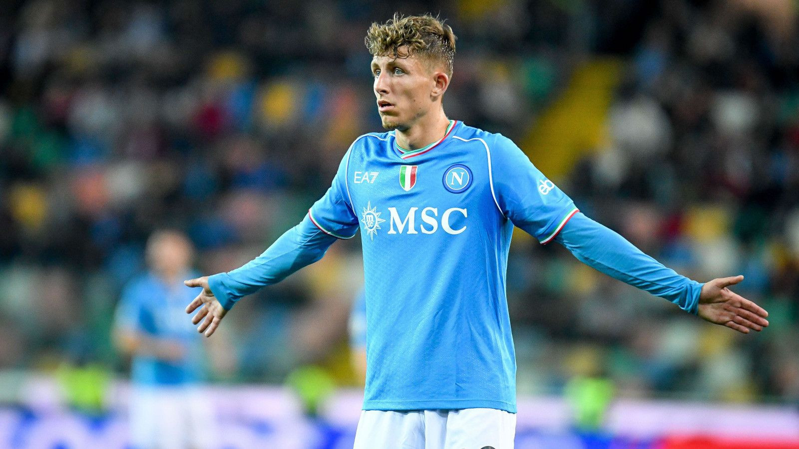 Everton bolster midfield with signing of Jesper Lindstrom on season ...