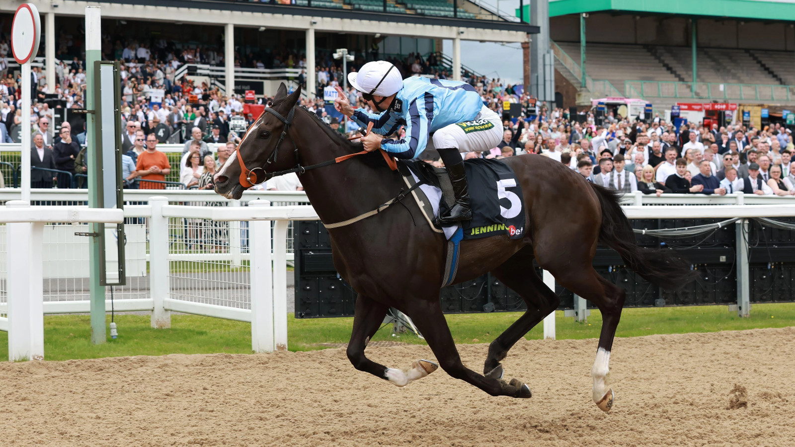 Onesmoothoperator could return to Australia