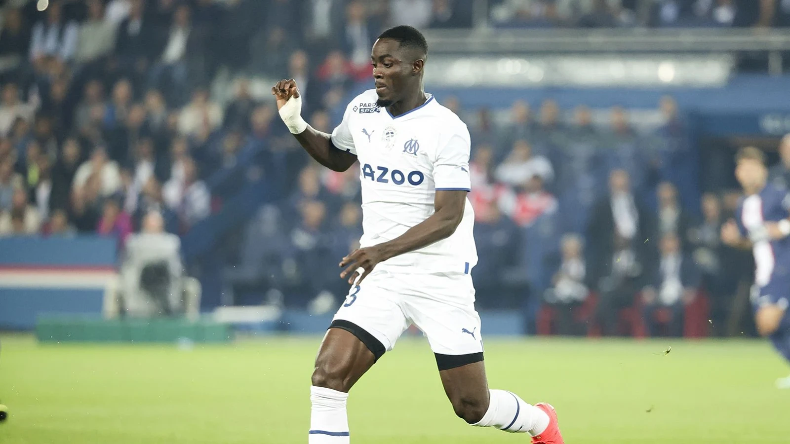 Manchester United defender Eric Bailly joins Besiktas